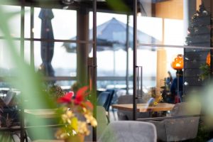 SKY BAR & RESTAURANT – GROBLE.pl